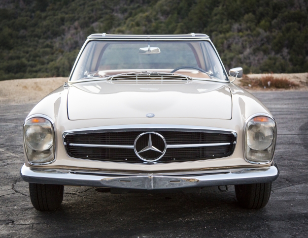 Mercedes Motoring - 1965 230SL Roadster/Coupe