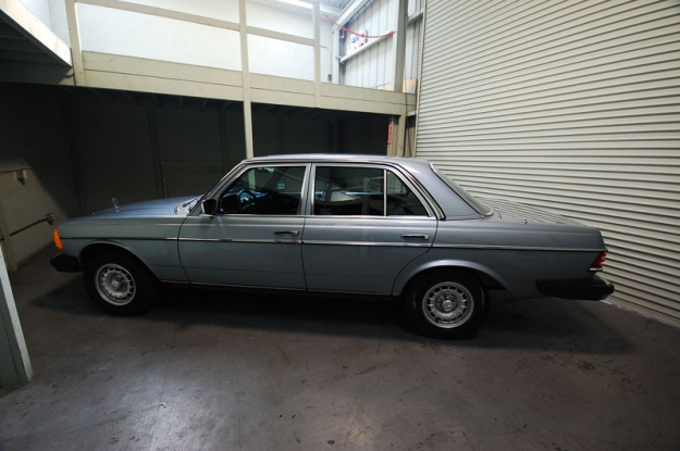 Mercedes Motoring - Silver Blue with Dark Blue MB-Tex