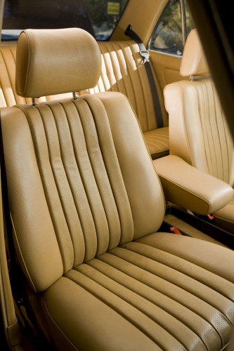 Mercedes Motoring - 1984 300D Turbo Diesel Sedan