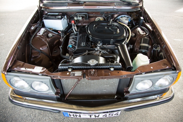 Mercedes Motoring - 1984 230CE Gasoline Coupe