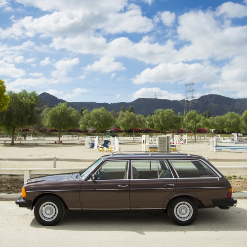 Mercedes Motoring - 1981 300TD Turbo Diesel Station Wagon