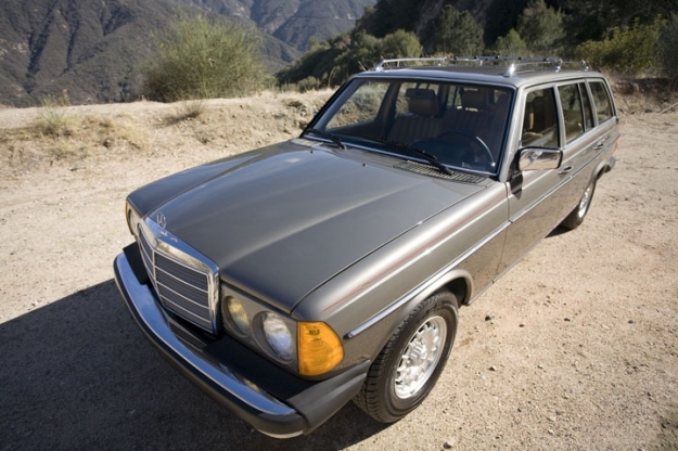 Mercedes Motoring - Gallery